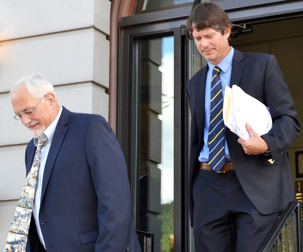 Groves defense says media tainted jury pool | News, Sports, Jobs - The ...